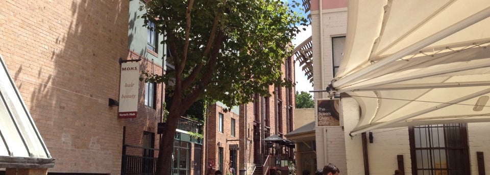 Nurses Walk - Plaza in The Rocks