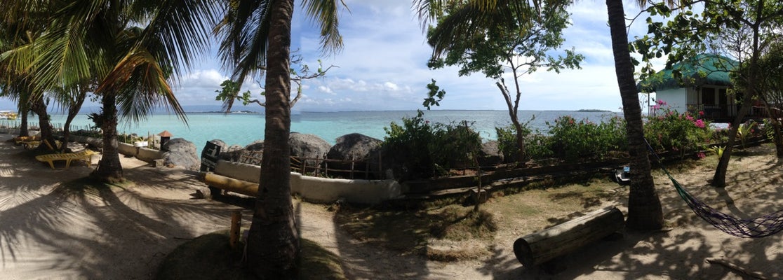 Nalusuan Island - Island