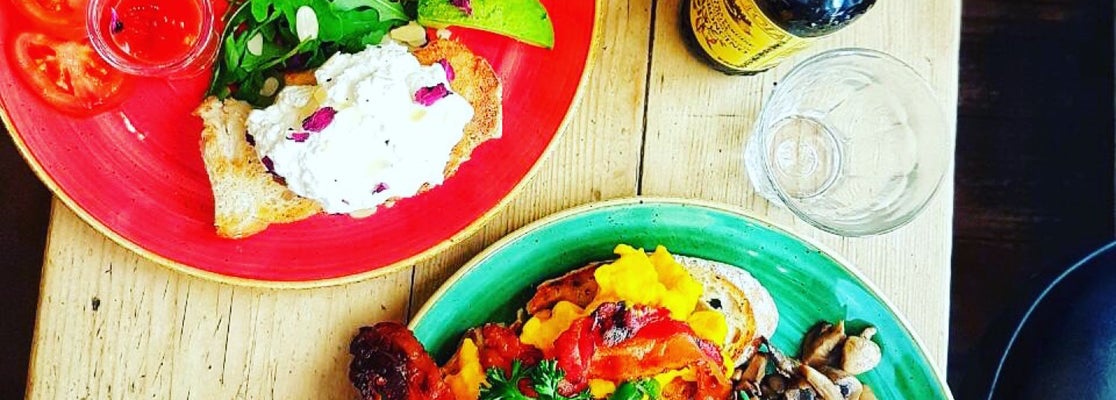 Golborne Deli & Fine Wine - Golborne - 100 Golborne Rd