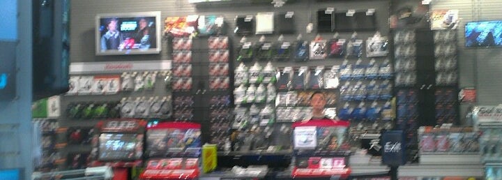 GameStop - Downtown San Francisco-Union Square - 14 tips