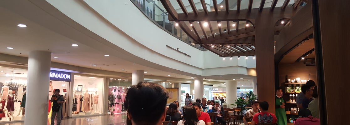 Robinsons Place Manila - Shopping Mall in Ermita