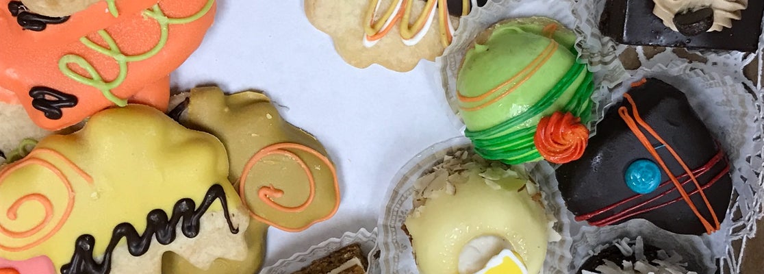 Gateaux Specialty Cakes & Pastries - Bakery in Denver