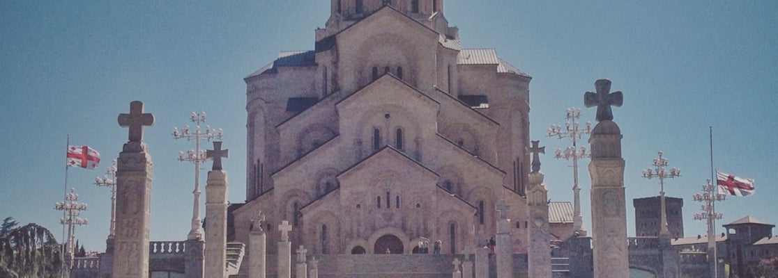 Holy Trinity Cathedral Sameba | სამების საკათედრო ტაძარი - Church in ...