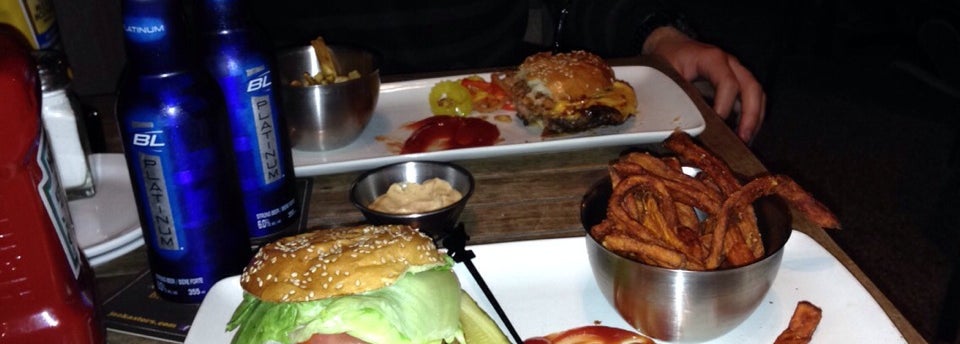 Jack Astor's Bar & Grill - City Centre - 219 Rathburn Rd. W