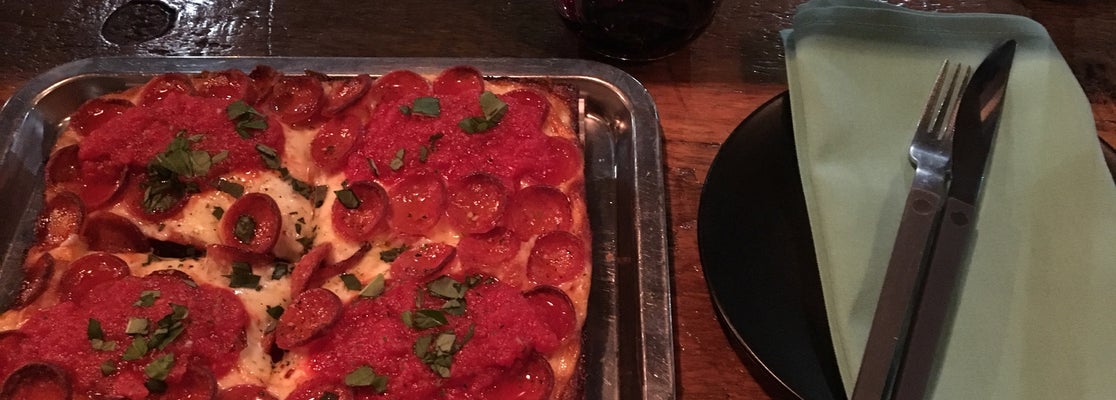 Descendant Detroit Style Pizza - Pizzeria in Toronto
