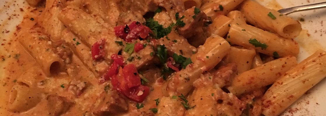 D'Raymond's - Italian Restaurant in Albany