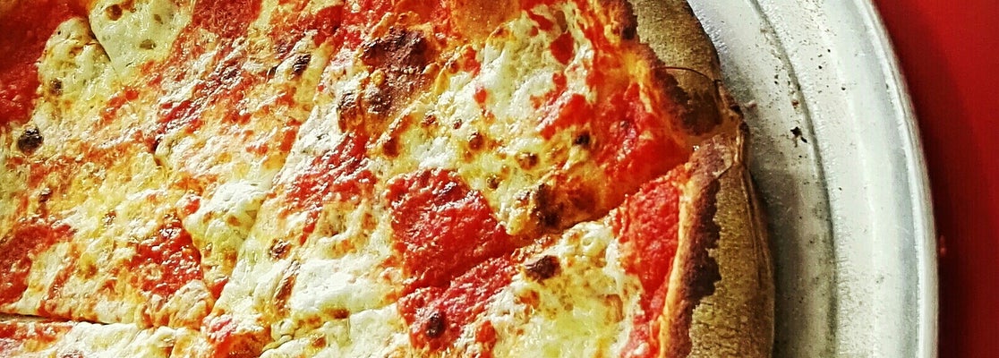 Totonno's Pizzeria Napolitano - Pizza Place in Coney Island