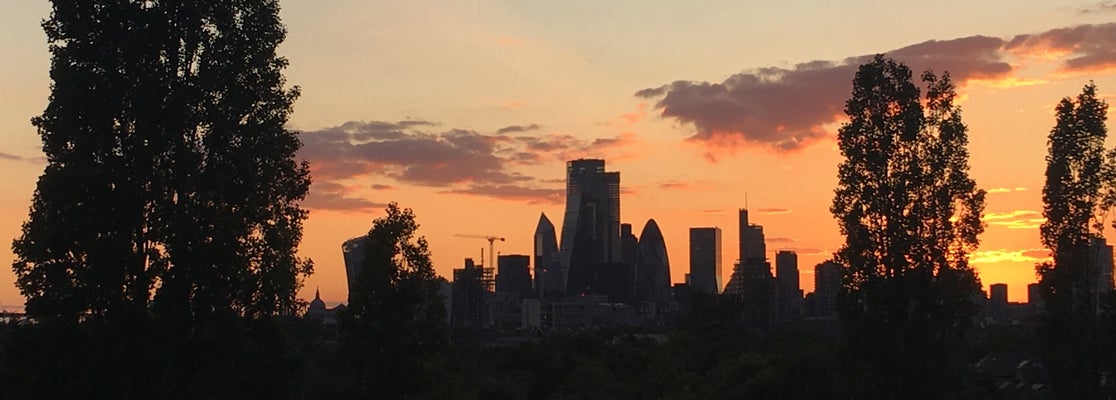 Stave Hill - Scenic Lookout in Rotherhithe