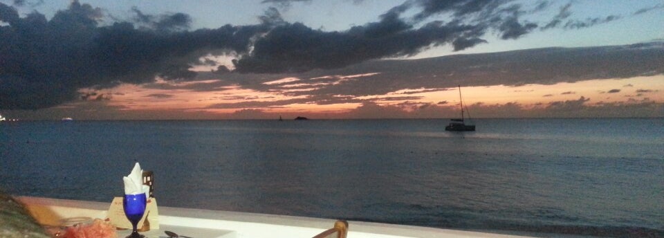 Dickenson Bay - 19 tips