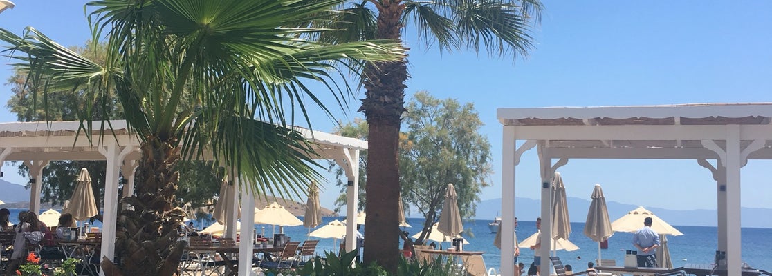 Kefi Beach Club - Asma Sok. No:38 Ortakent
