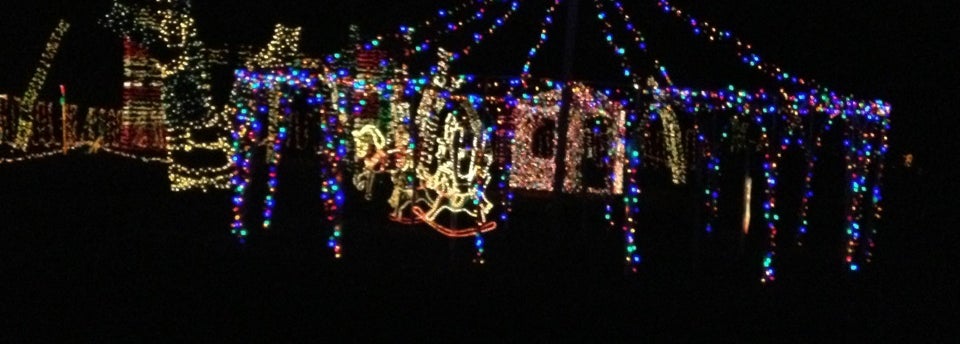 Santa's Ranch - 11 tips from 421 visitors