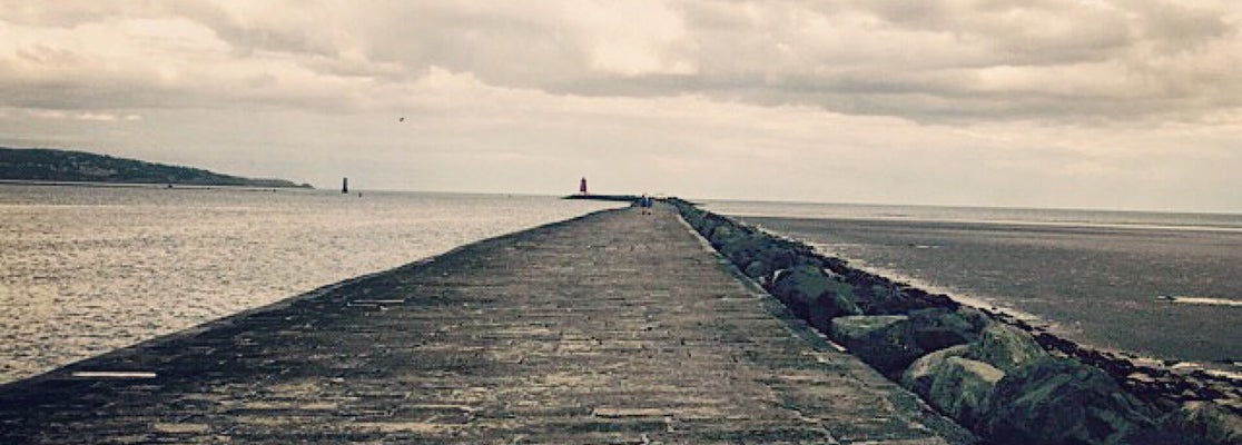 Poolbeg Lighthouse - Lighthouse in Dublin
