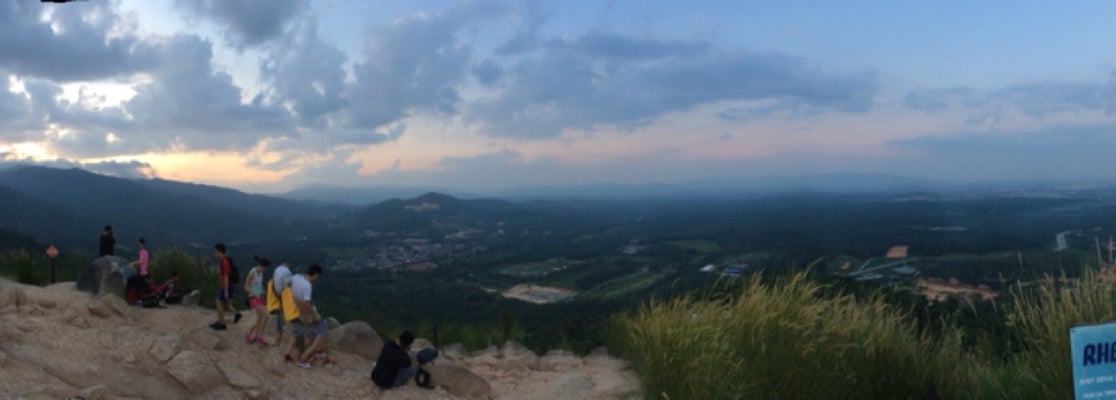 Broga Hill (Bukit Broga) - Broga Town