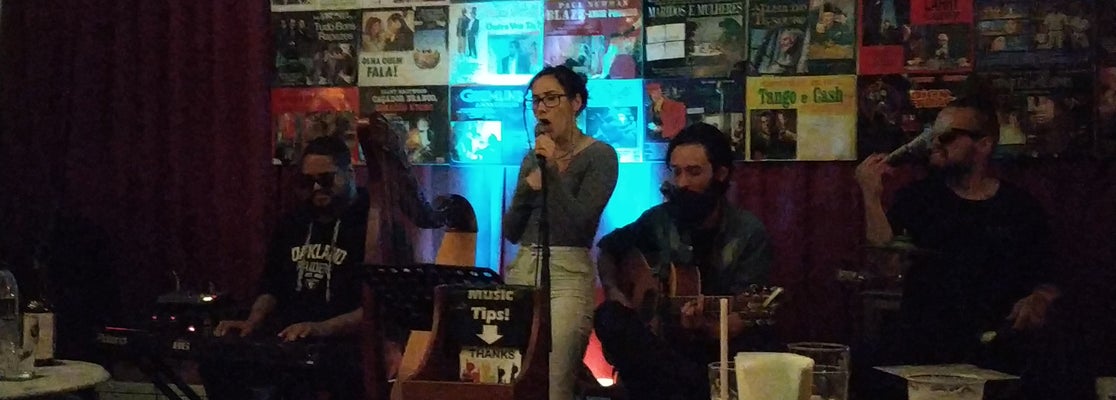 Alface Hall - Bar in Lisboa