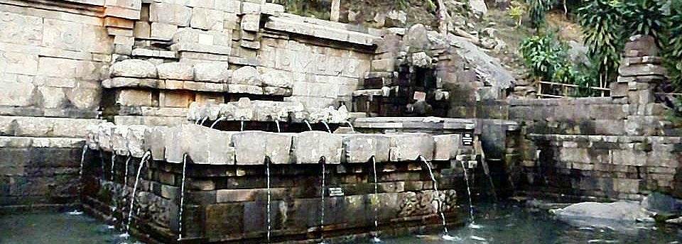 Pemandian Candi Jolotundo - Temple