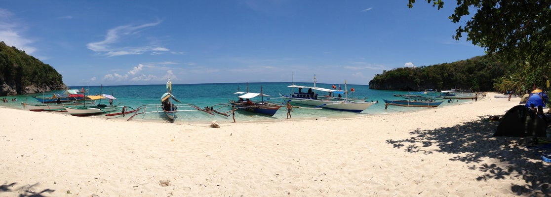 Puting Buhangin - Beach