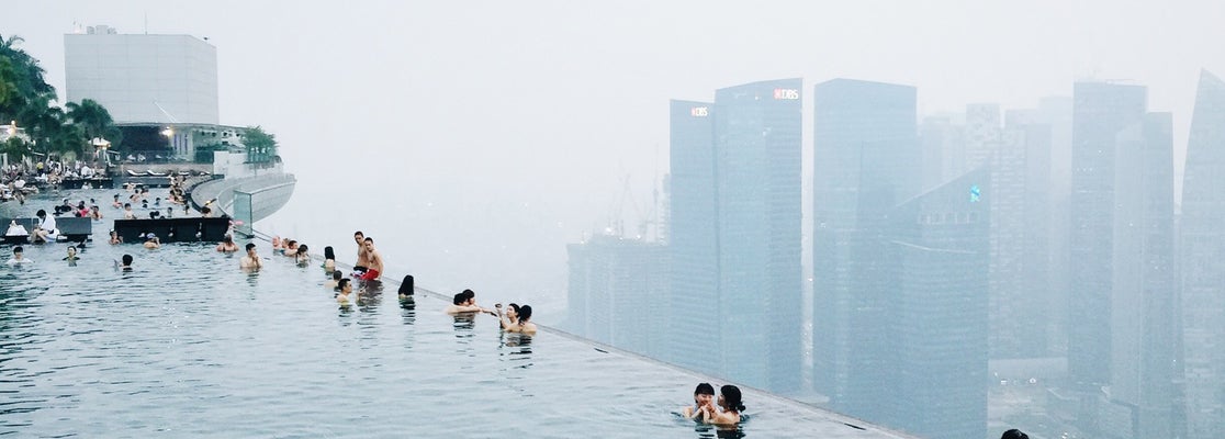 Rooftop Infinity Pool - Financial District - 168 tips from 14043 visitors