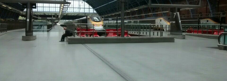 London St Pancras International Railway Station (STP) - Rail Station in ...