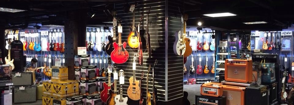 Guitar Center - 10 tips from 1031 visitors