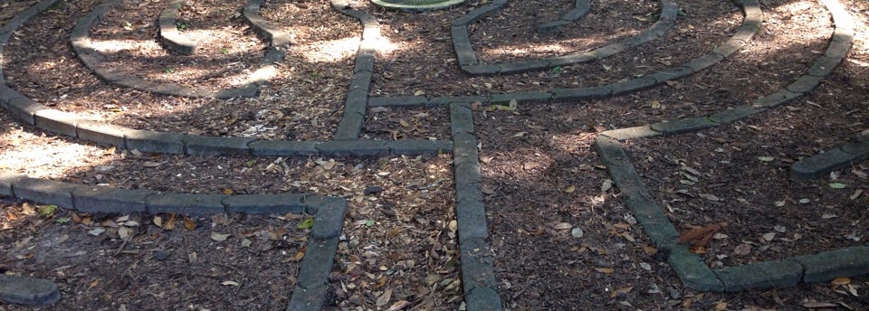 Lichgate On High Road - Park