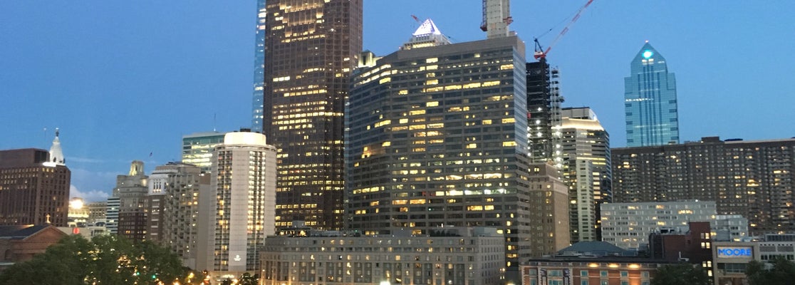 Free Library of Philadelphia - Library in Fairmount - Art Museum