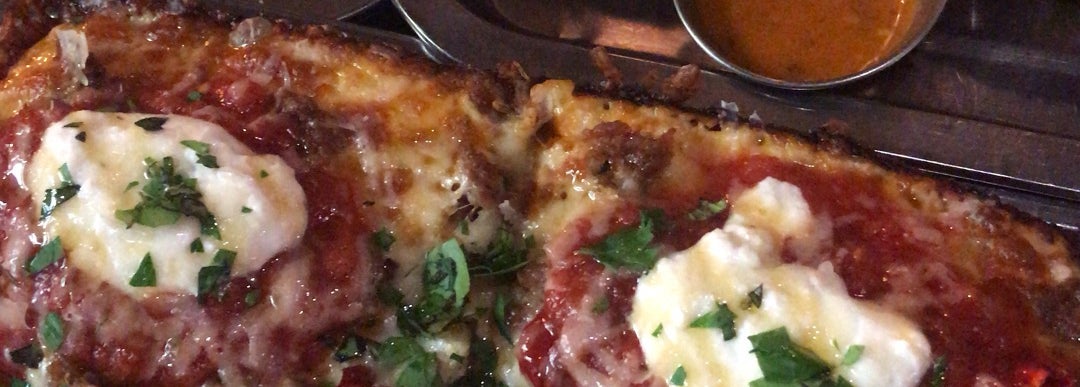 Descendant Detroit Style Pizza - Pizzeria in Toronto