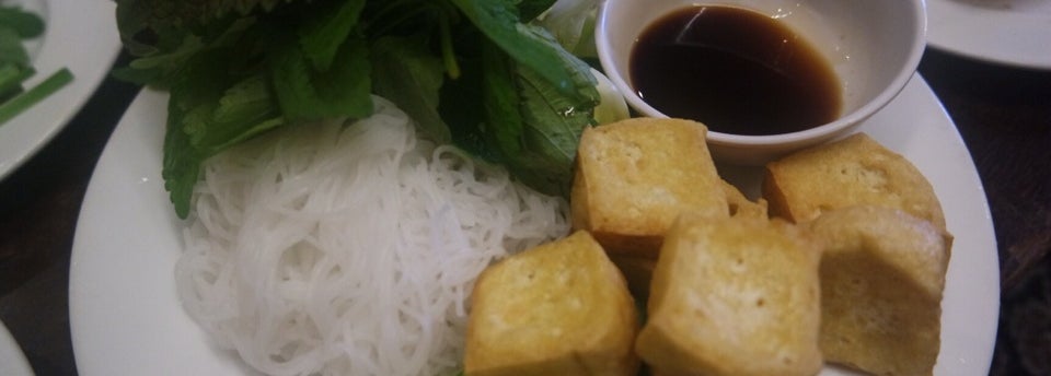 Nhà Hàng Ngon / Ngon Restaurant - Vietnamese Restaurant in Ho Chi Minh