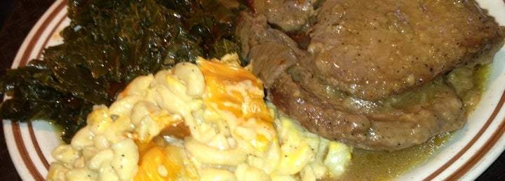 MacArthur's Restaurant - Southern Food Restaurant in Austin