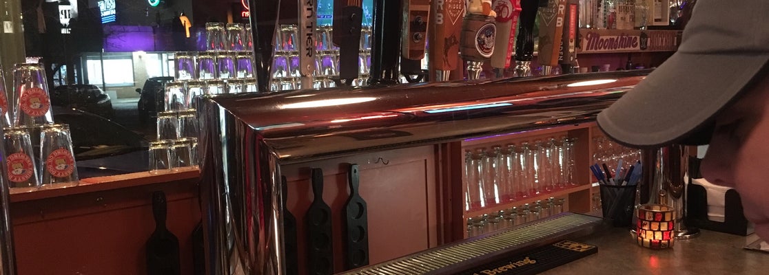 101 Bottles of Beer on the Wall - Beer Store