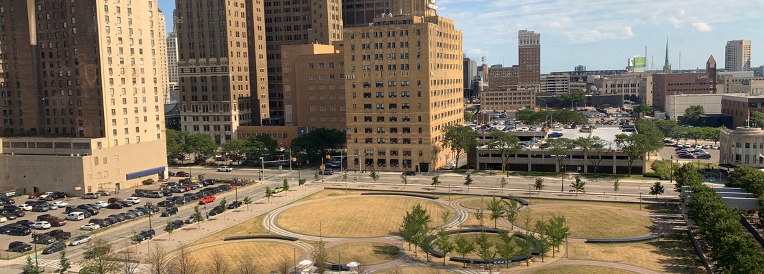 DTE Energy Headquarters - Downtown Detroit - 1 tip