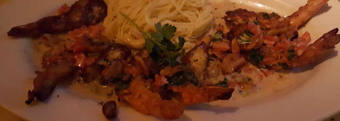 The Cheesecake Factory - American Restaurant in Philadelphia