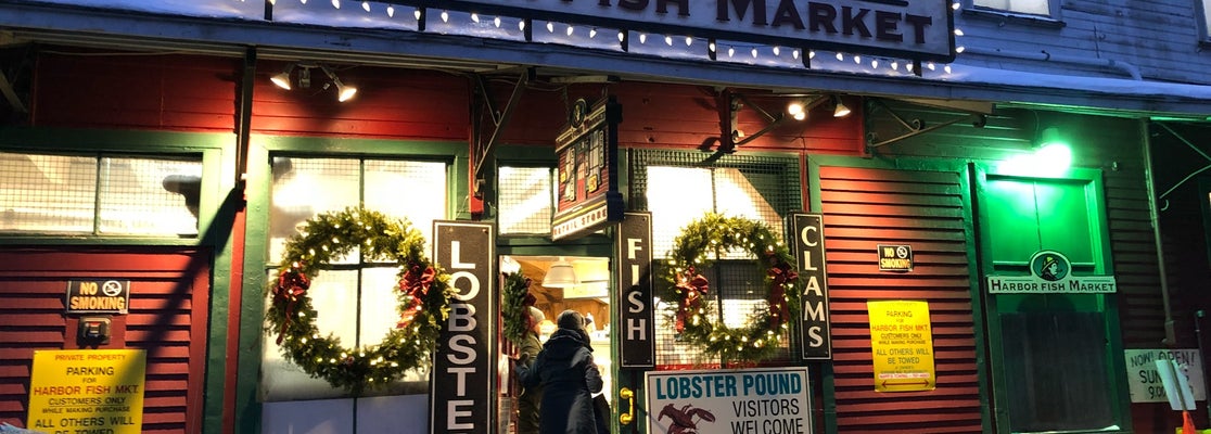 Public Market House - Food Court in Downtown Portland