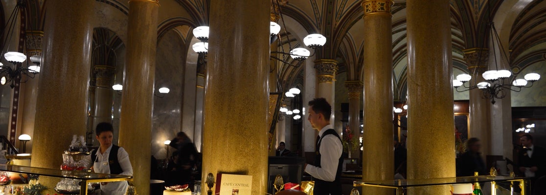 Café Central - Innere Stadt - 882 tips from 20209 visitors