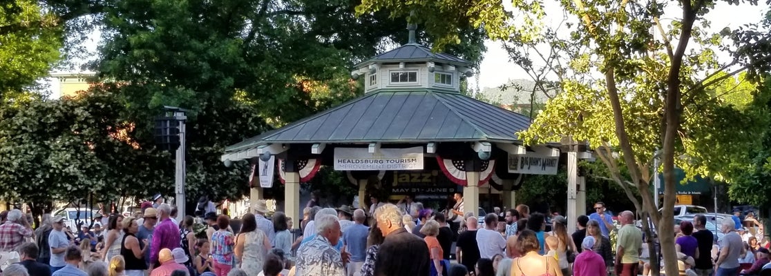 Healdsburg Plaza - Plaza in Healdsburg