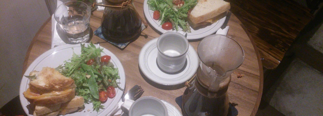 Fujin Tree 353 Cafe by Simple Kaffa - Café in Taipei