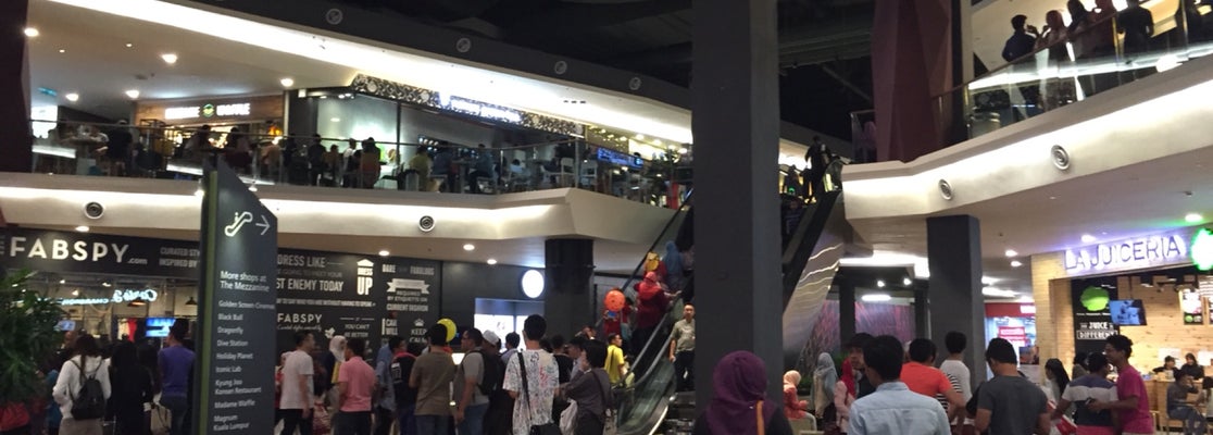 Mid Valley Megamall - Shopping Mall in Kuala Lumpur