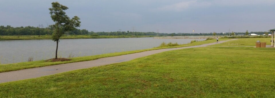 370 Lakeside Park - 1000 Lakeside Park Dr