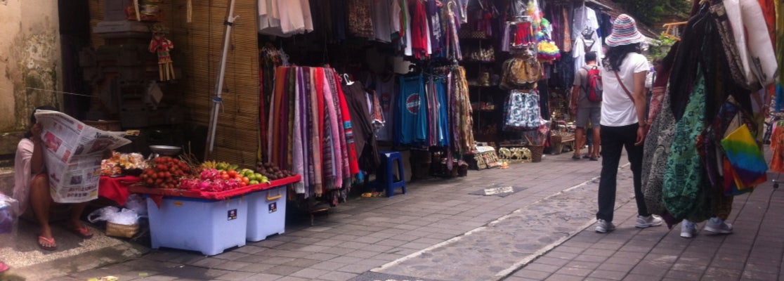 Periplus Ubud - Bookstore in Ubud
