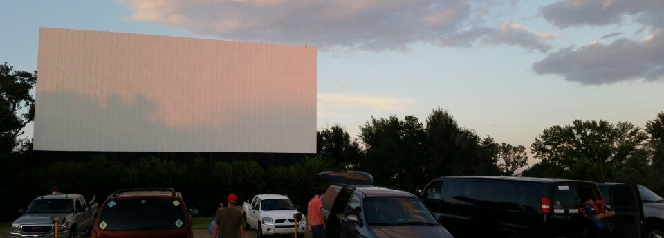 Starlite Drive-In Theatre - Movie Theater