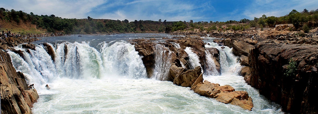 Dhuandhar Waterfalls & Boat Ride - BhedaGhat, Narmada River