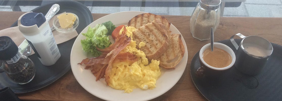 Hopper Coffee & Bakery - Stadsdriehoek - 136 tips from 2117 visitors