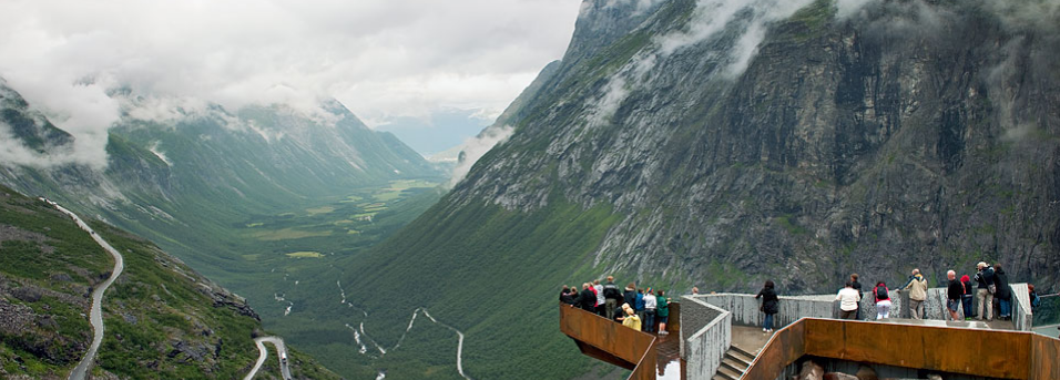 Trollstigen utsiktspunkt - Trollstigen