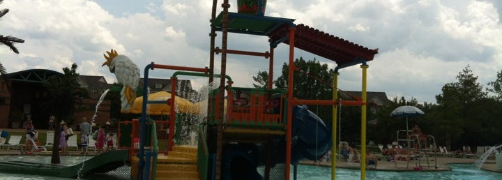 Chesterfield Aquatic Center - Swimming Pool in Chesterfield