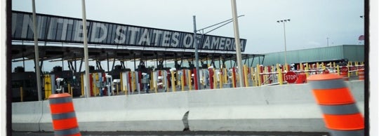 U.S./Canada Border - Champlain-St. Bernard de Lacolle Crossing - 69 tips