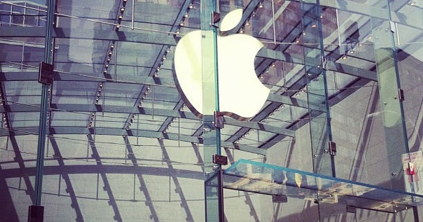 Apple Upper West Side - 1981 Broadway, New York