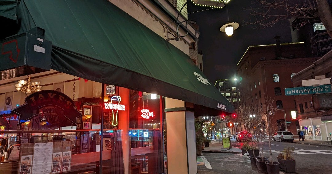 Jake's Famous Crawfish - 401 SW 12th Ave, Portland