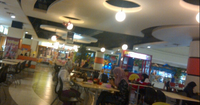 Plaza Asia - Jl. K.H.Z. Mustofa No. 326, Tasikmalaya