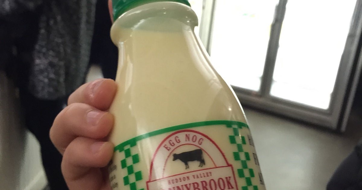 Ronnybrook Farm Dairy Milk Bar - 75 9th Ave, New York