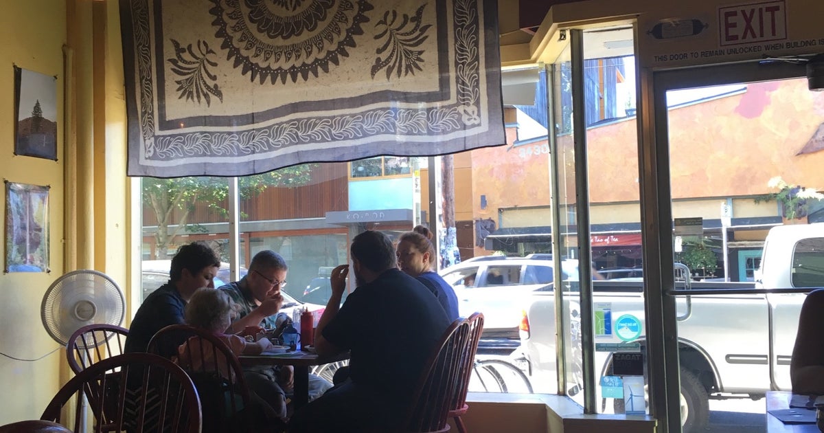 Paradox Cafe - 3439 SE Belmont St, Portland