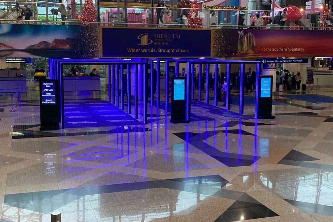 KLIA Immigration Line - Kuala Lumpur International Airport (KUL), Sepang